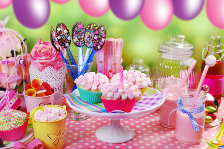 Receita de Colher de Brigadeiro Decorado | Receitas de Mãe